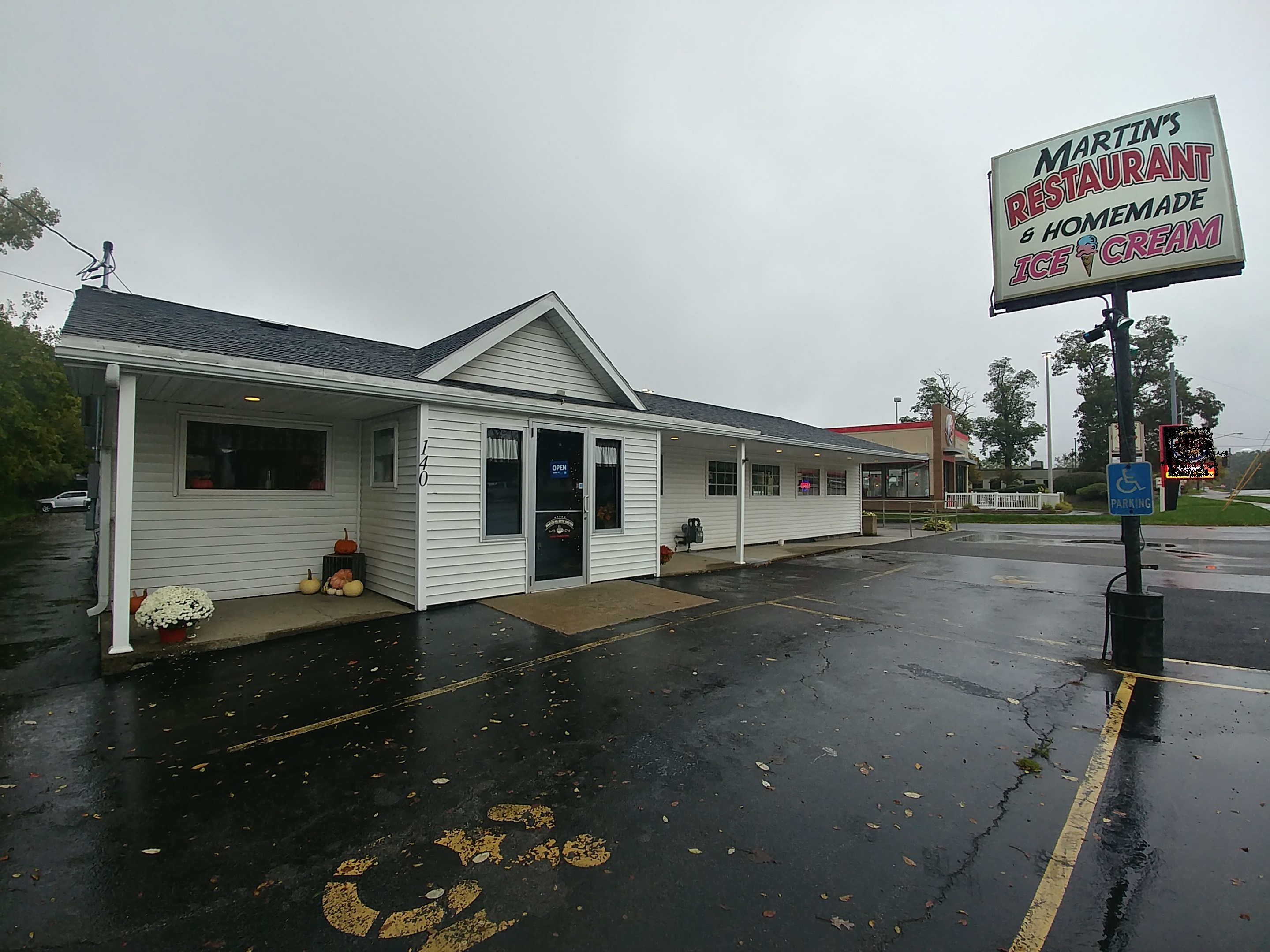 Martin’s Restaurant – The New Courier